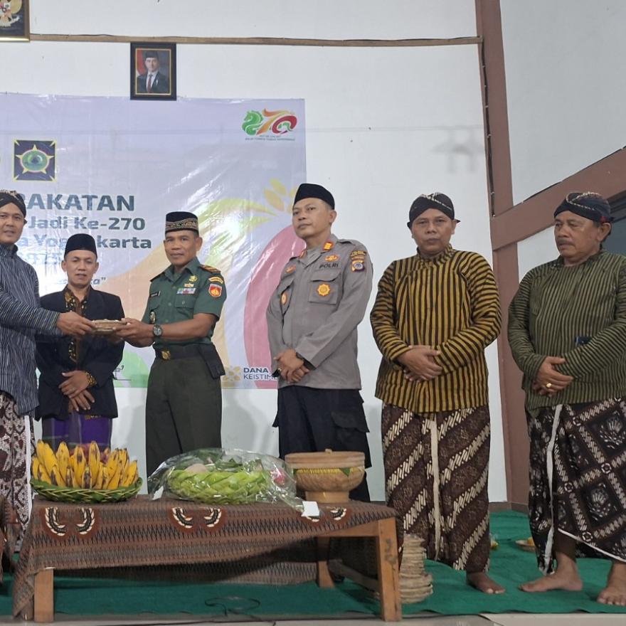 SAFARI TARAWIH TINGKAT KAPANEWON DAN MALAM TIRAKATAN PERINGATAN HARI ...